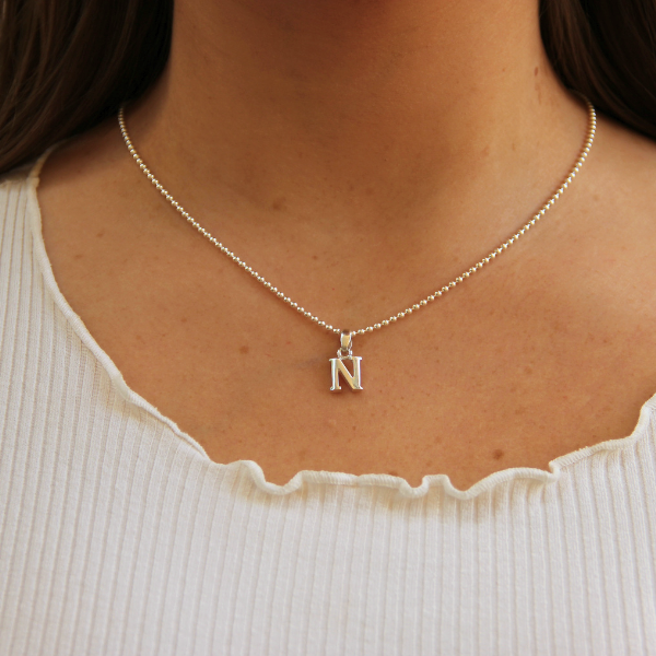 HALSSMYCKE/BERLOCK MED BOKSTAV – STIL Silver